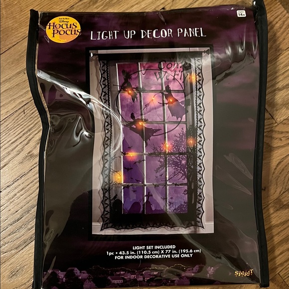 Disney | Wall Decor | Disneys Hocus Pocus Lightup Decor Panel Curtain ...